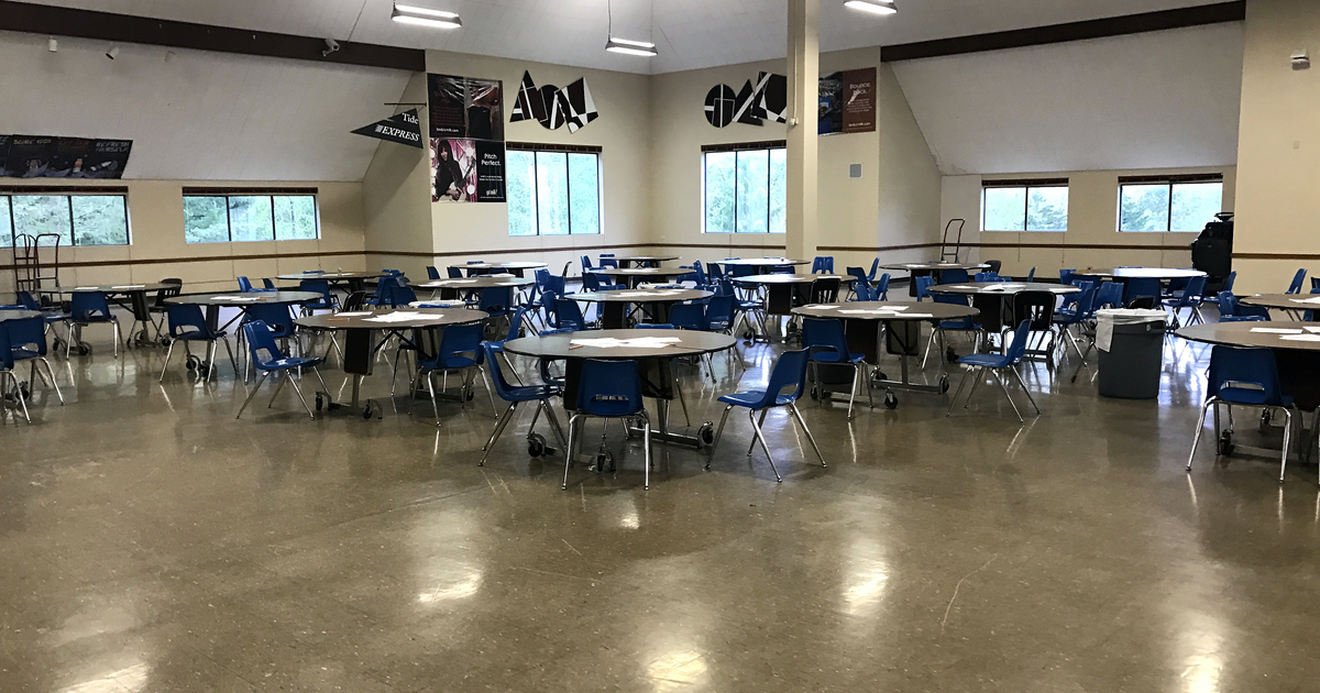 Rent Old Cafeteria in Hillsboro