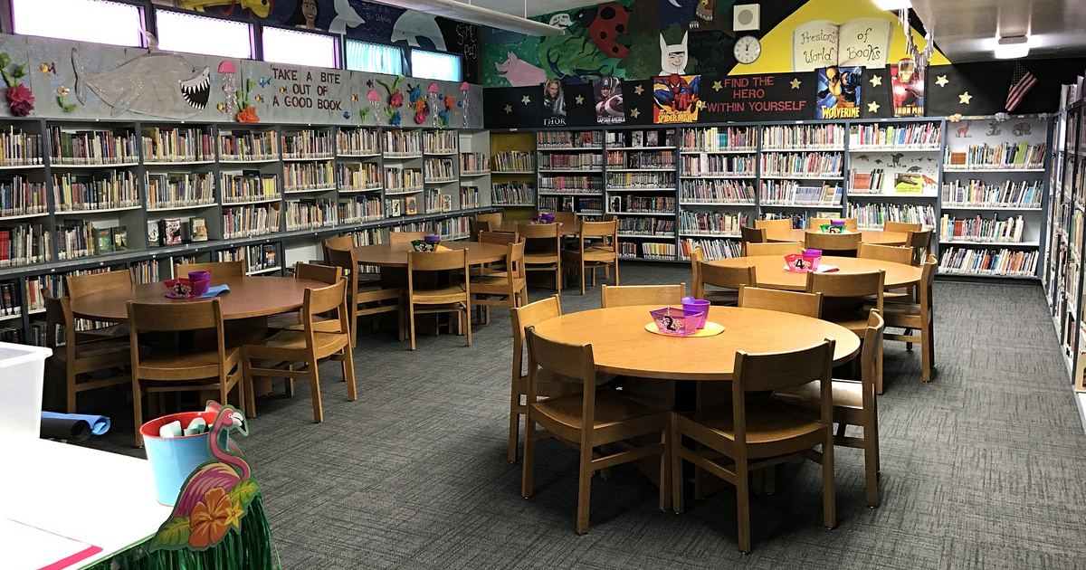 Rent Library in Rialto