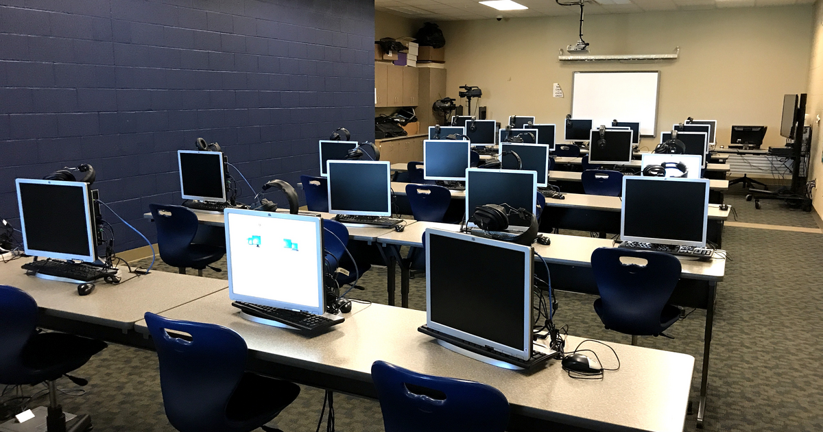 Rent Computer Lab in Brookfield Township