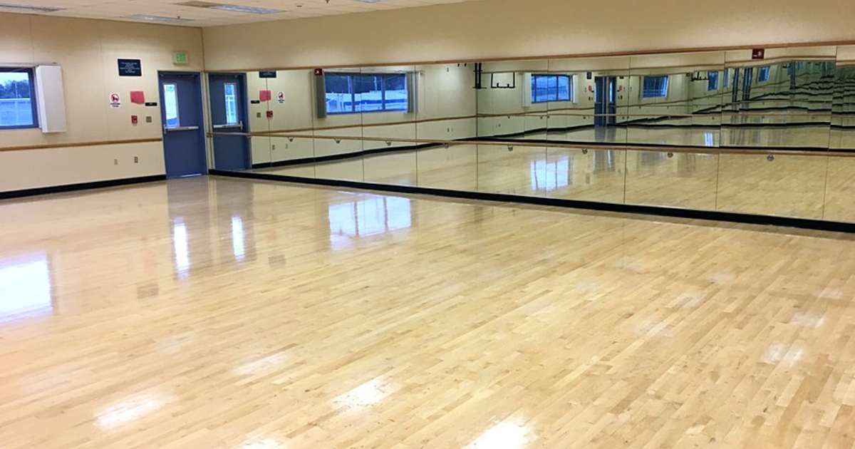 Rent Dance Studio in Newark