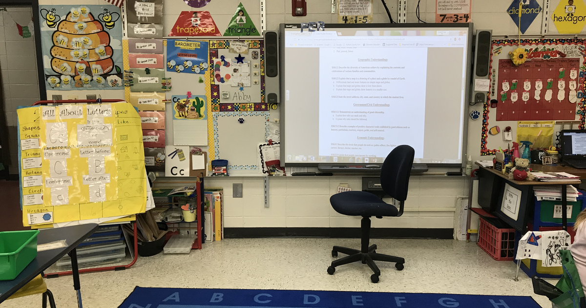 Rent Room 111 - Classroom in Portal