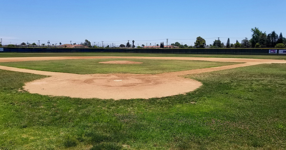 Rent Field - Baseball 1 in La Palma