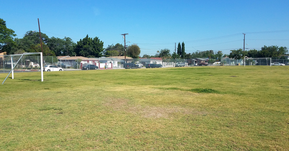 Rent Field - Practice in Compton