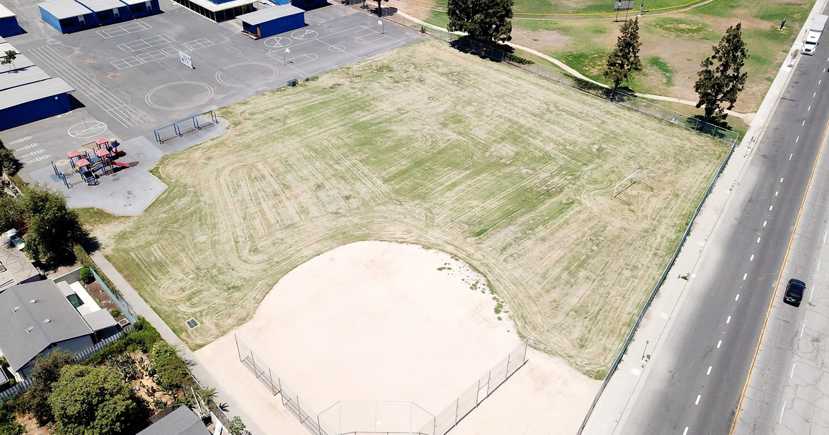 Rent Field - Practice in Compton