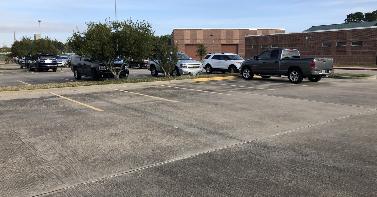 Rent Teacher Parking Lot in Klein