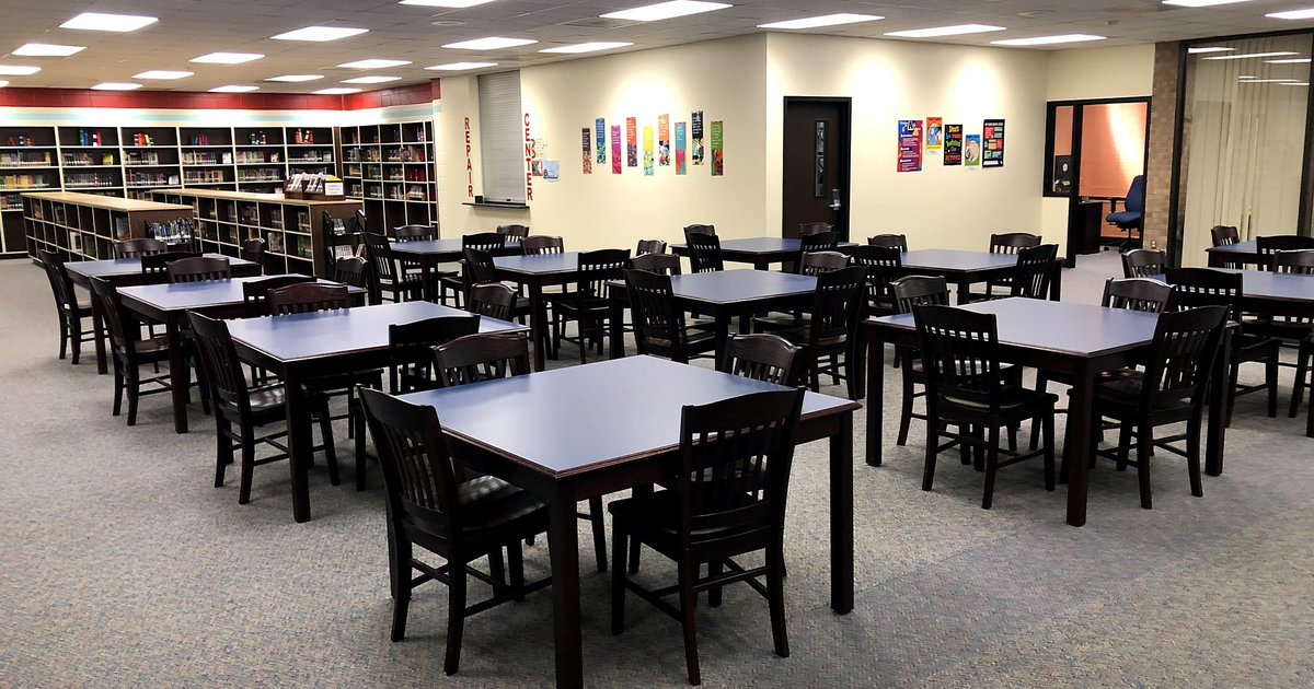 Rent Library in Klein