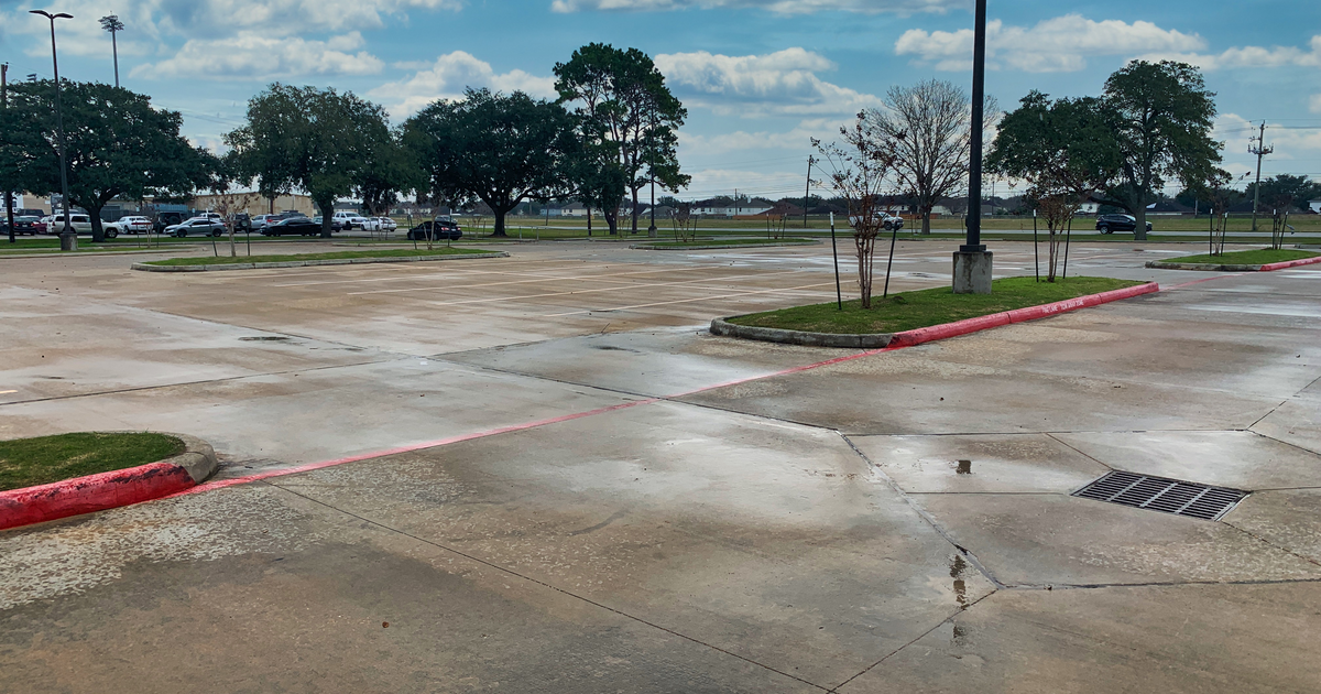 Rent LCISD Indoor Natatorium Parking Lot in Rosenberg