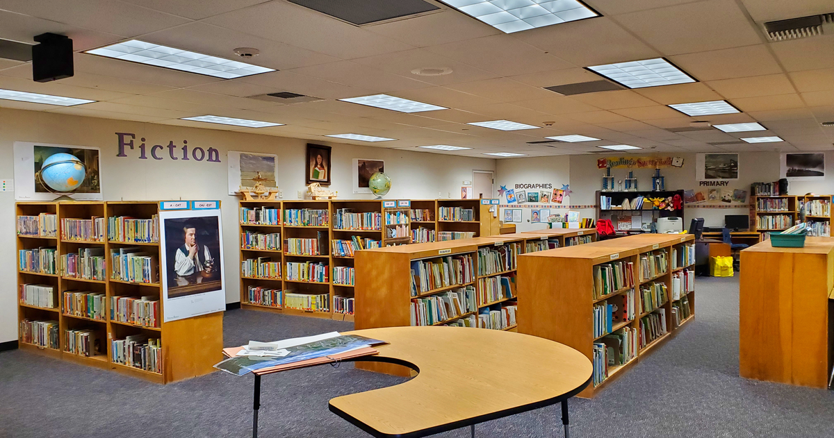 Rent Library in Bonita