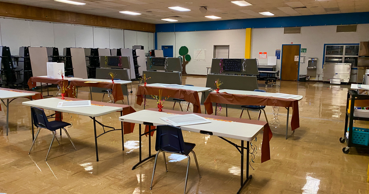 Rent Cafeteria w/ Stage in Austin