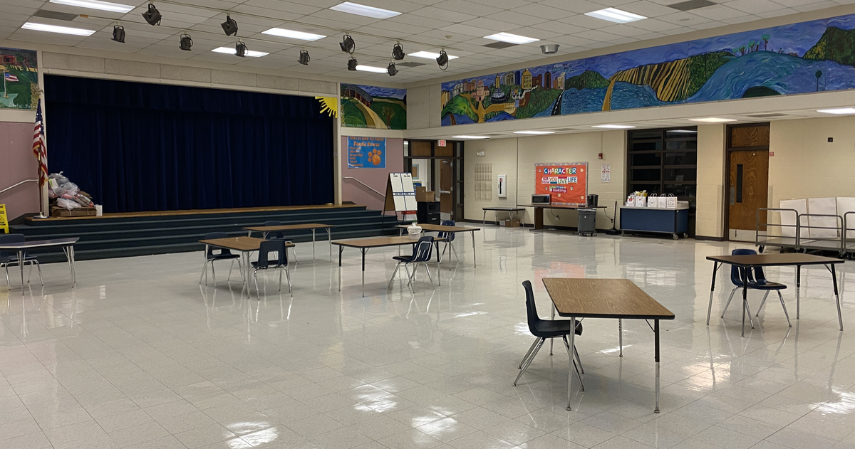 Rent Cafeteria w/ Stage in Austin