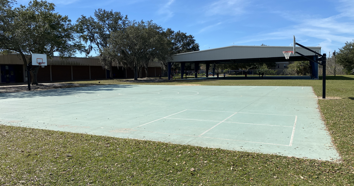 Rent Outdoor Basketball Courts in Apollo Beach