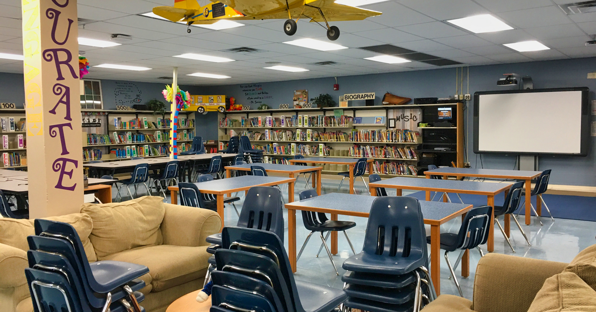 Rent Library in Lutz