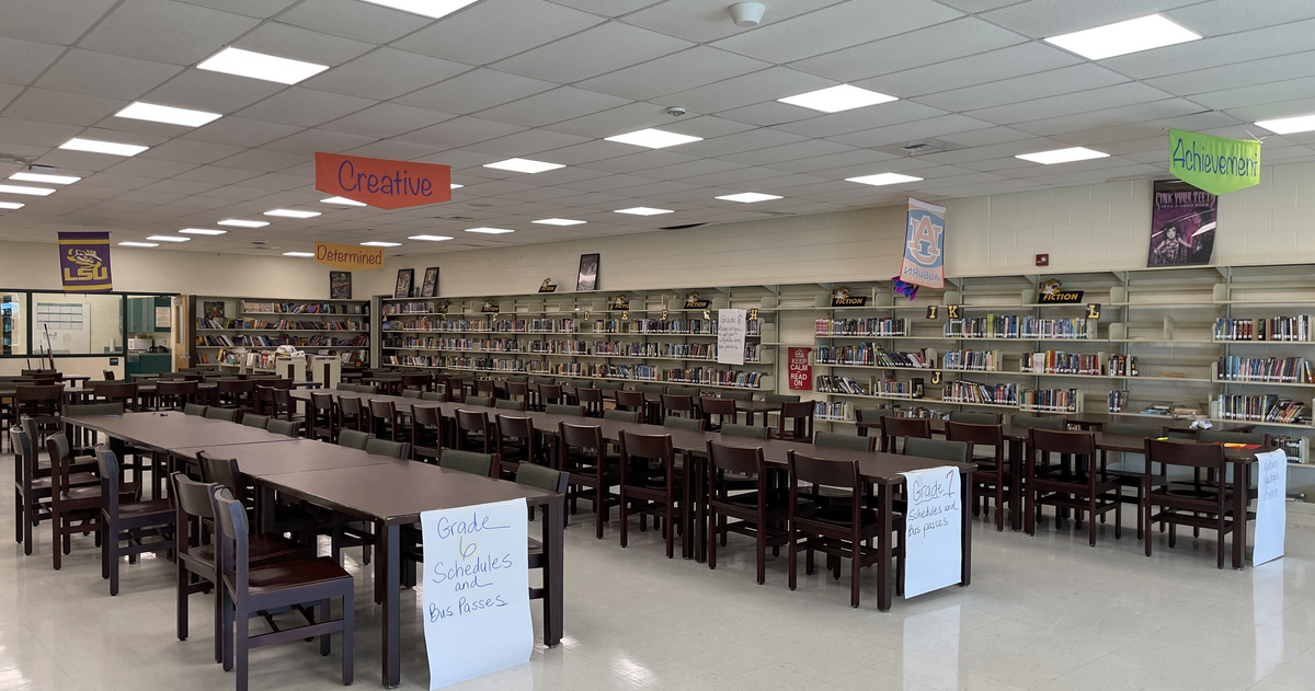 Rent Library in Seffner