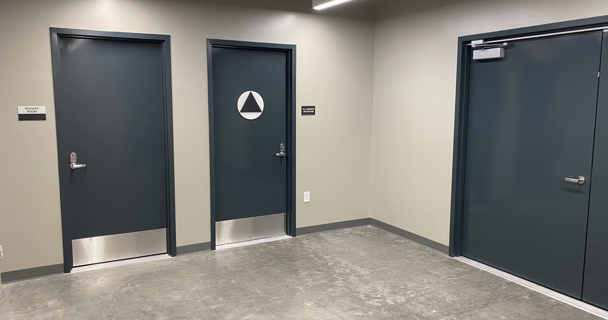 Rent Officials Room in Mission Viejo
