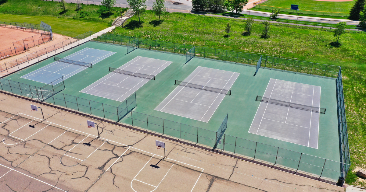 Rent Tennis Courts in Thornton