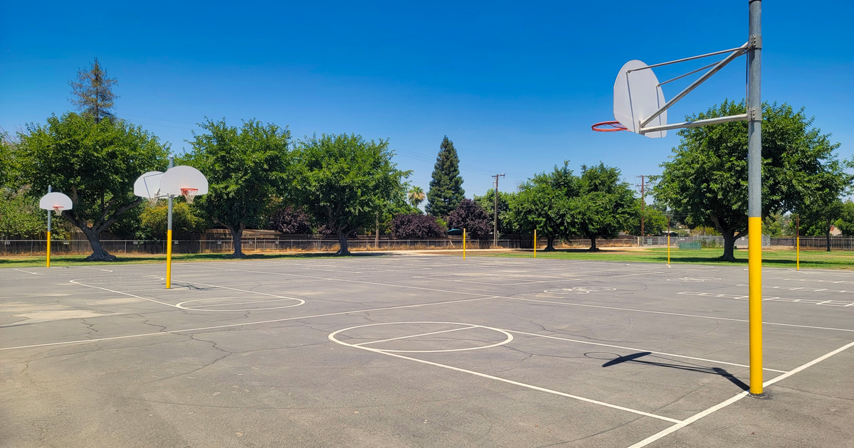 Rent Outdoor Basketball Courts in Visalia