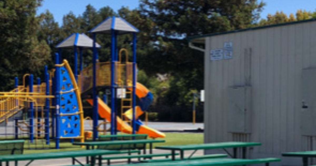 Rent Outdoor Table Area in Rohnert Park