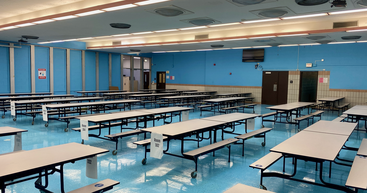 Rent Cafeteria in Chicago