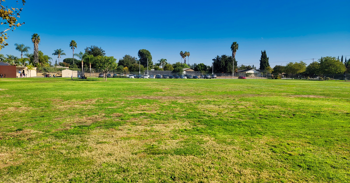 Rent Field - Practice in Ontario