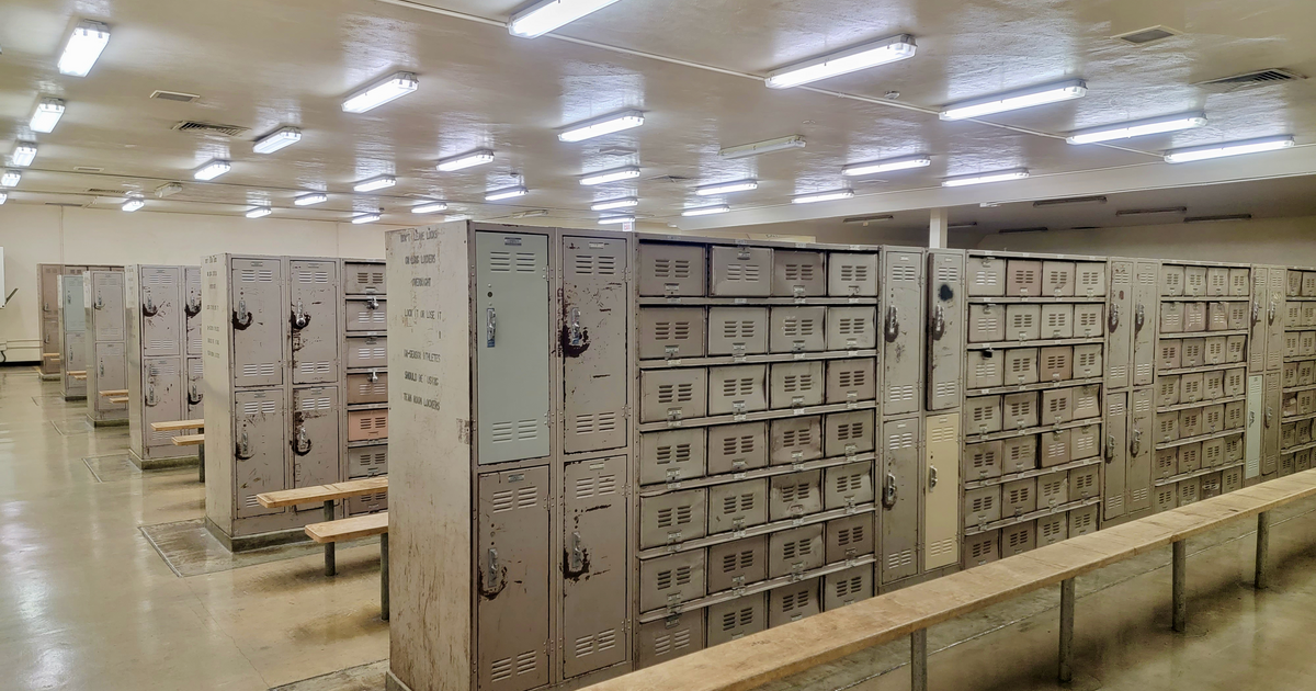 Rent Locker Room - Male in San Diego