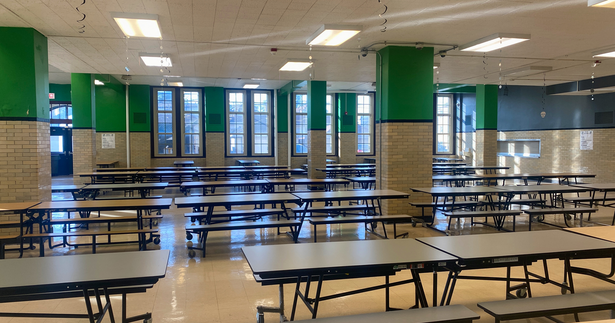 Rent Cafeteria in Chicago