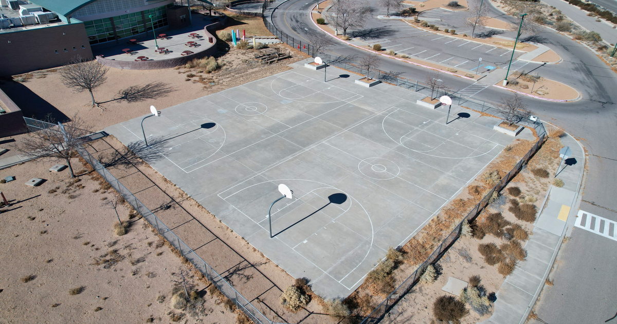Rent Outdoor Basketball Courts 1 in Albuquerque