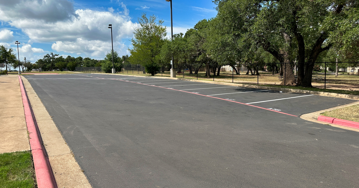 Rent Parking Lot - Side Lot 2 in Austin