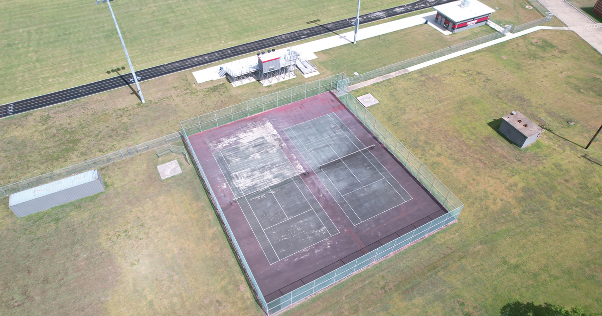 Rent Tennis Courts in Freeport