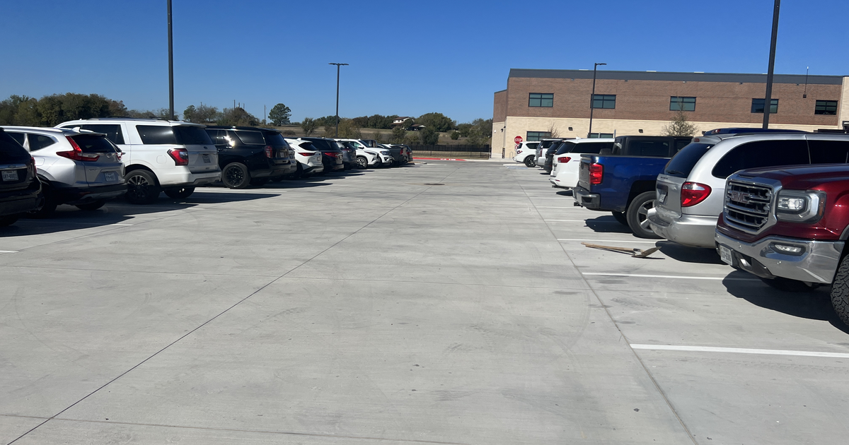 Rent Parking Lot - Back in Newark