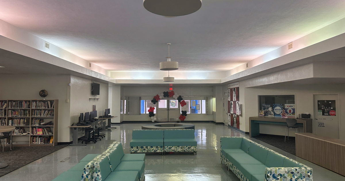 Rent Library in Dania