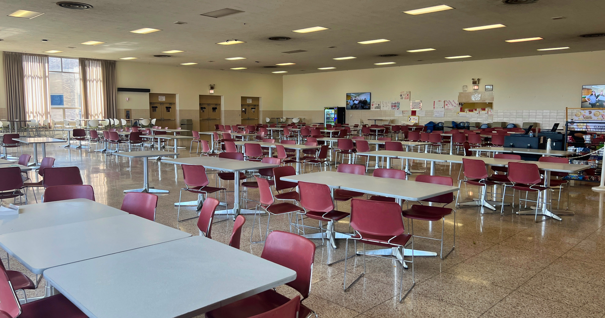Rent Cafeteria in Chicago