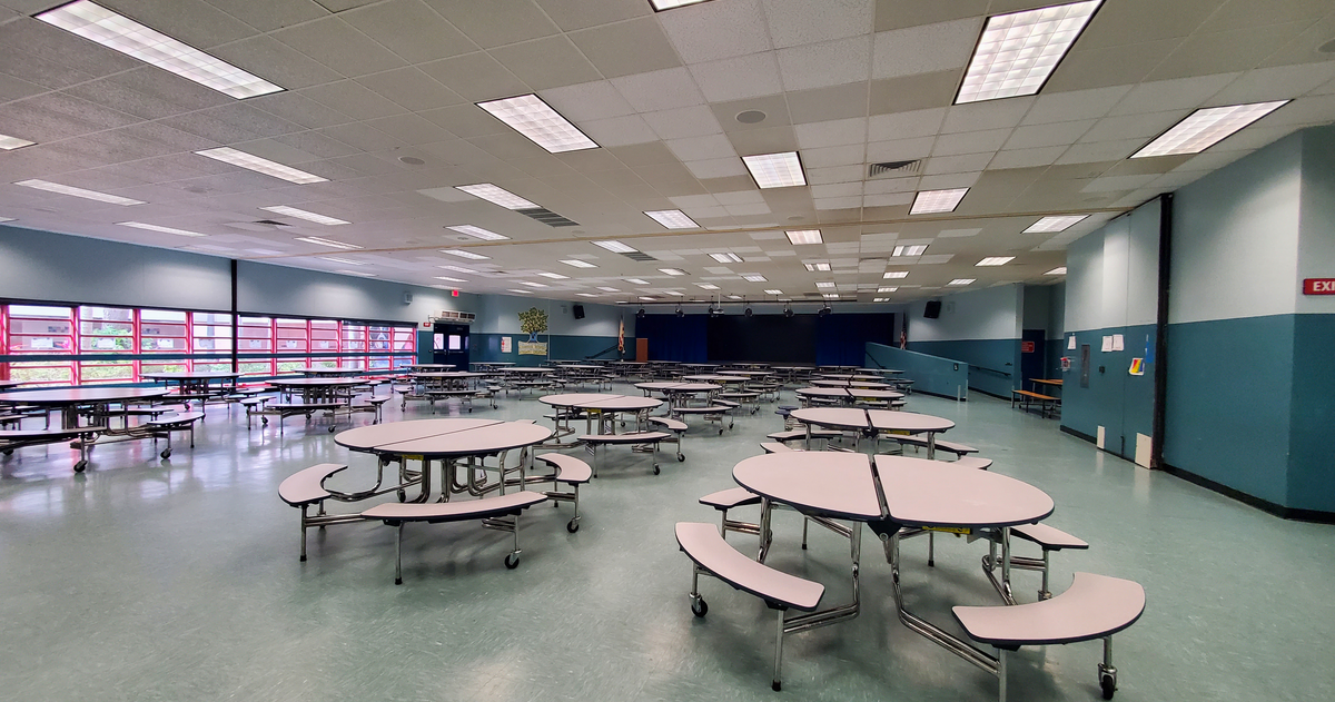 Rent Dining Area - Room 318 in Fort Lauderdale