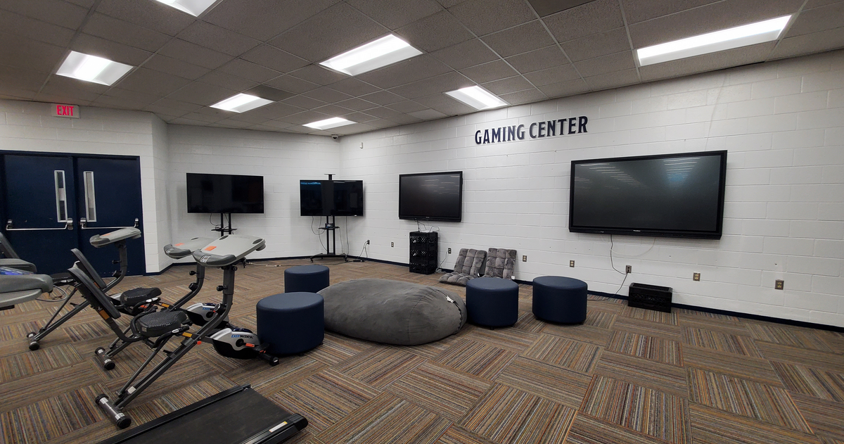 Rent Library in Farragut