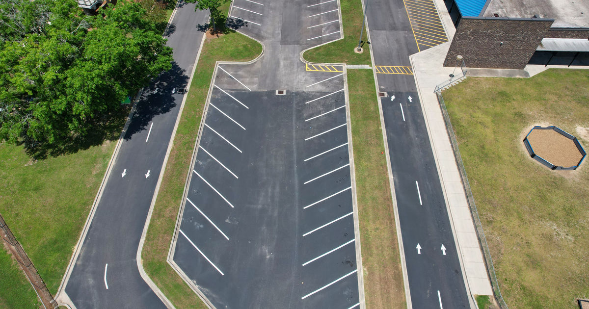 Rent Parking Lot - Back in Summerville