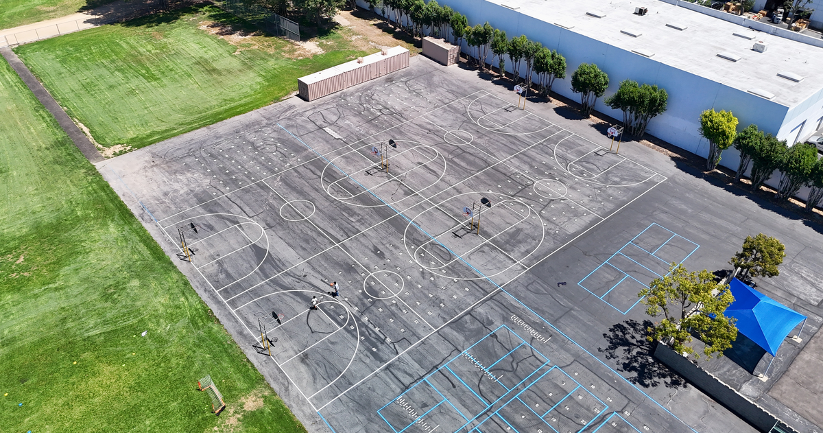 Rent Outdoor Basketball Courts in Paramount