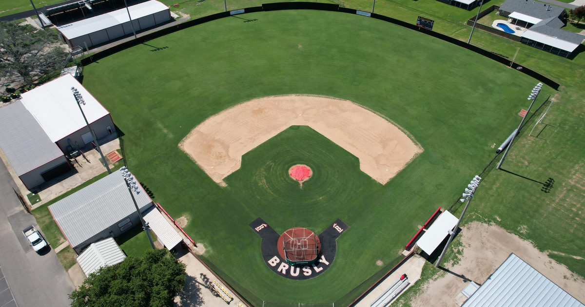 Rent Field - Baseball in Brusly