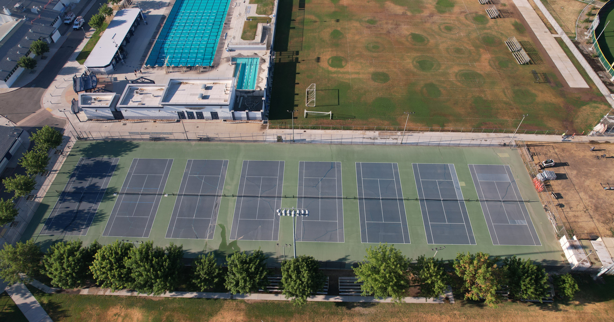 Rent Tennis Courts in Fresno