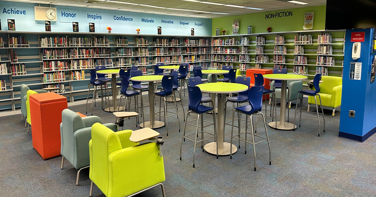 Rent Library in Hialeah