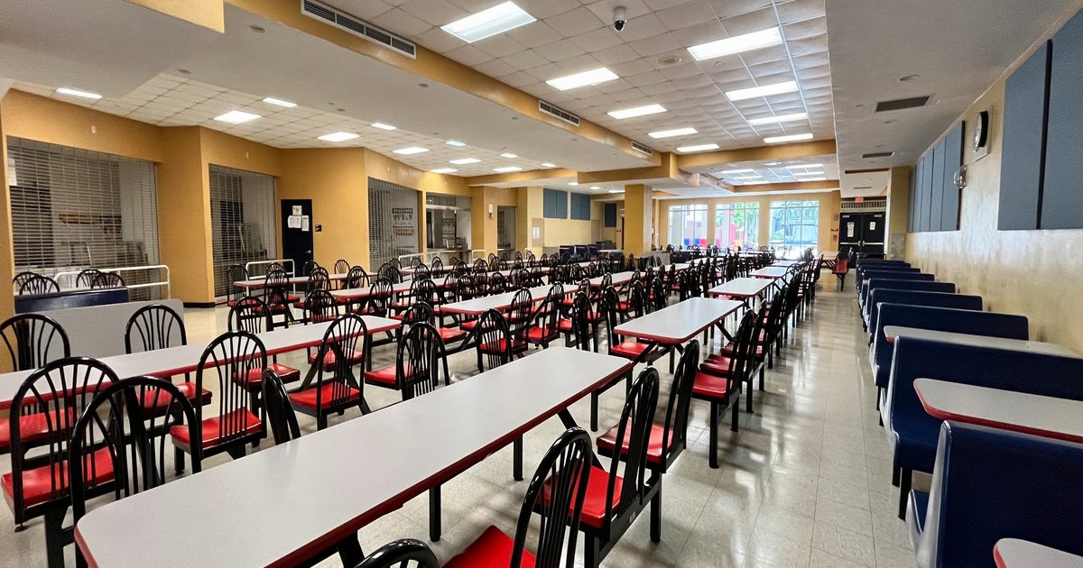 Rent Cafeteria (Annex) in Hialeah
