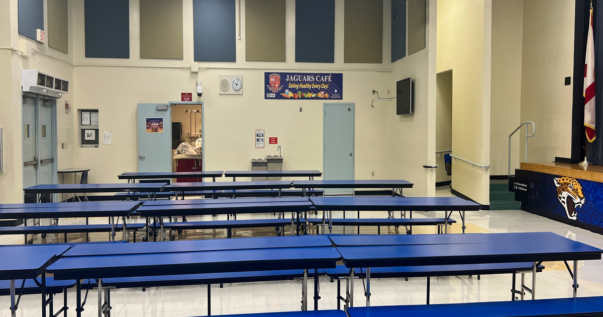 Rent Cafeteria 2 in Miami