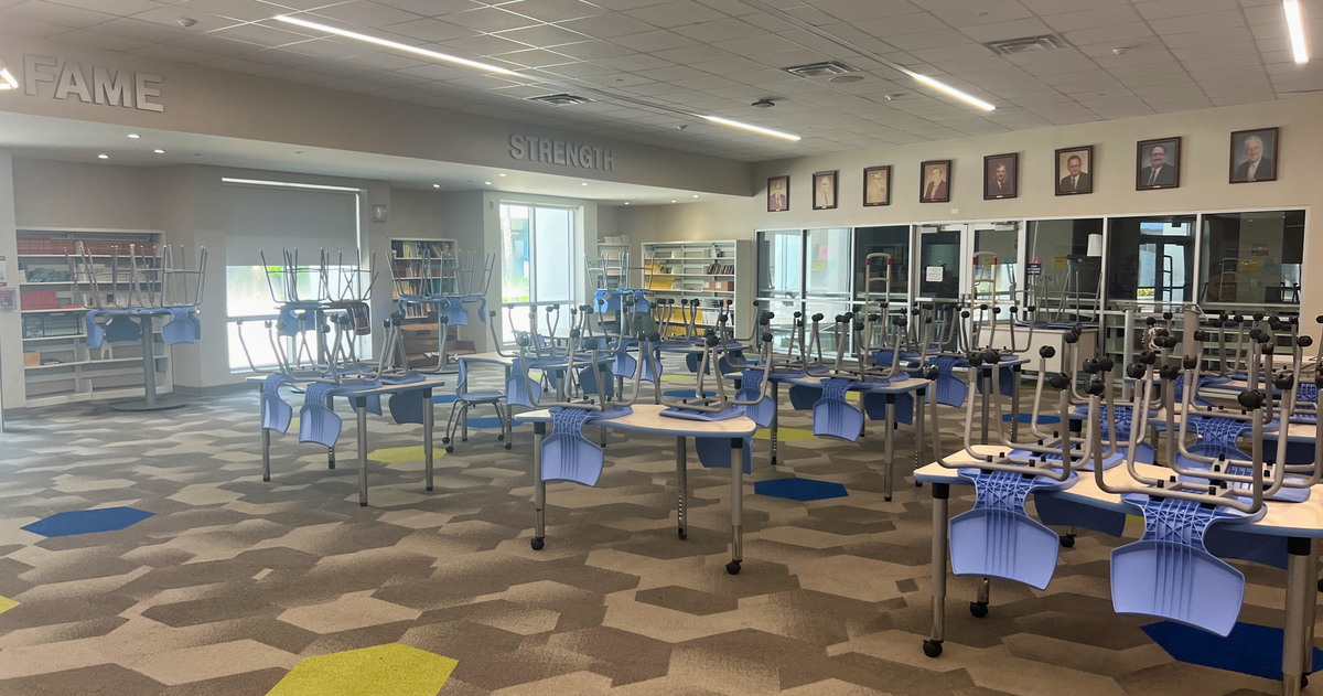 Rent Library in Pinecrest