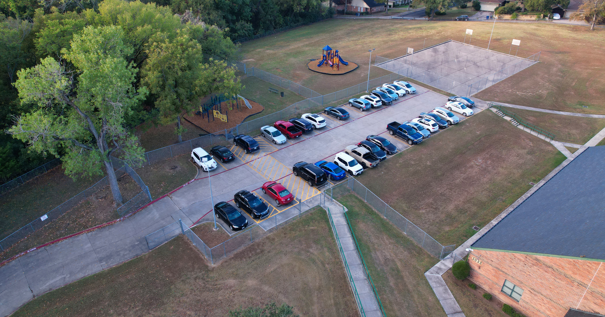 Rent Parking Lot - Back in Dallas