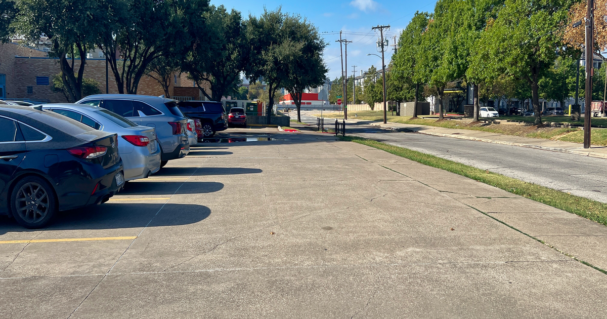 Rent Parking Lot - Back in Dallas