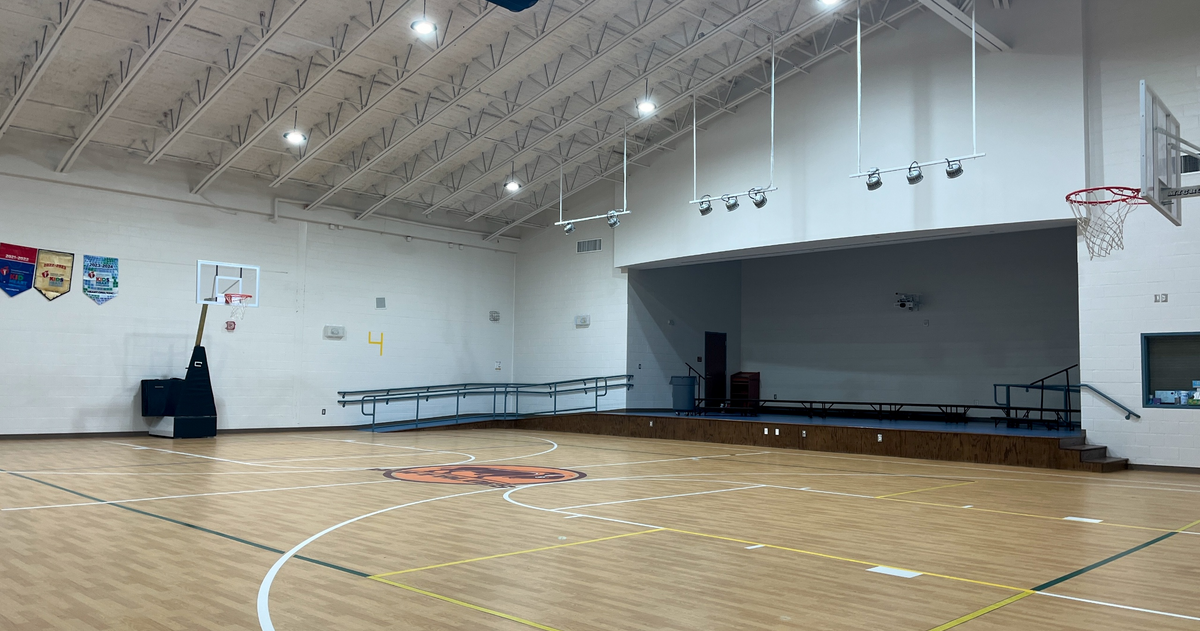 Rent Gymnatorium in Selma