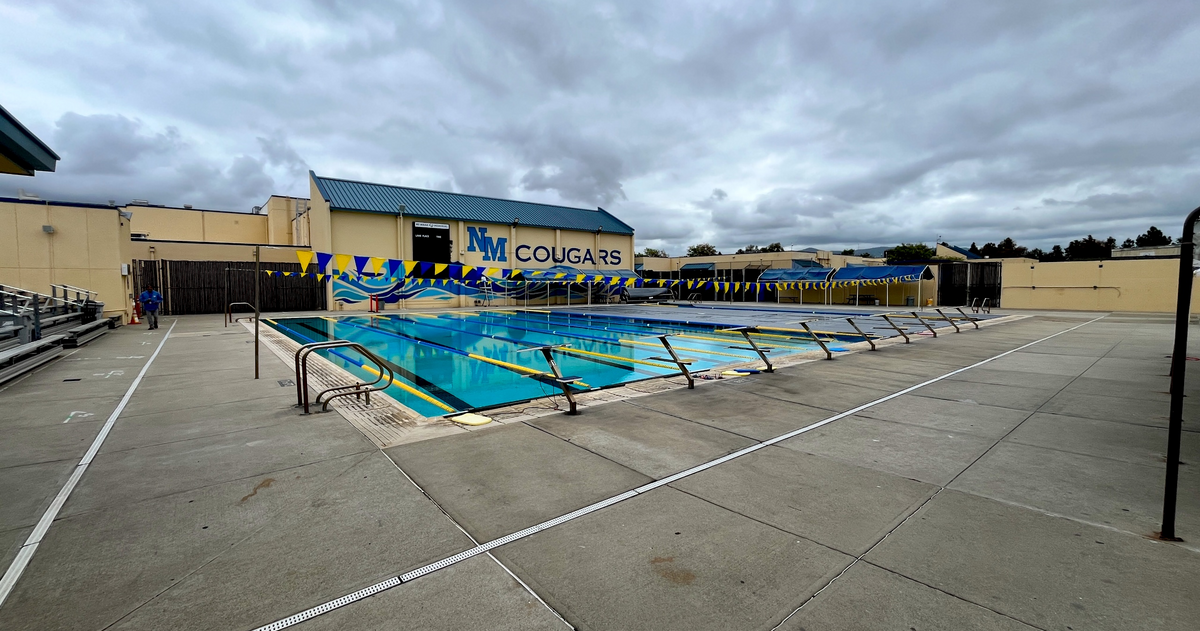 Rent Swim Complex in Newark