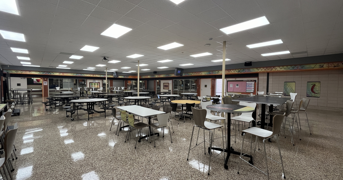 Rent Cafeteria (D121) in Houston