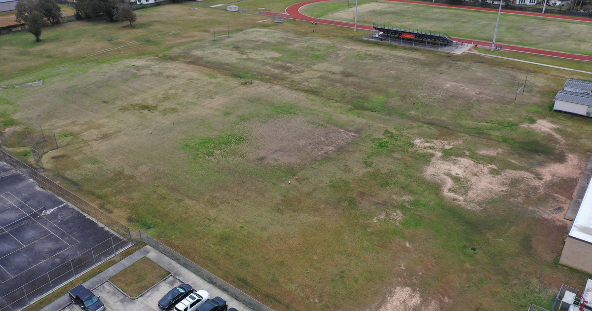 Rent Field - Practice 2 in Klein
